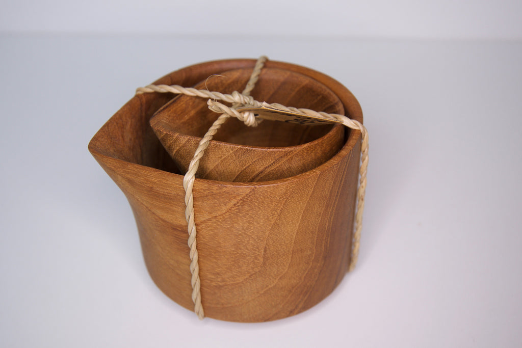 Teak Wood Small Pitchers – Green Circle